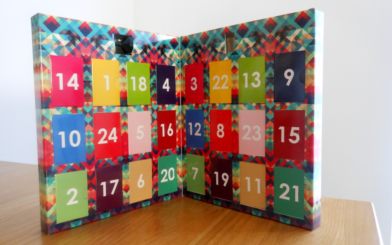14 Creative Christmas Advent Calendars
