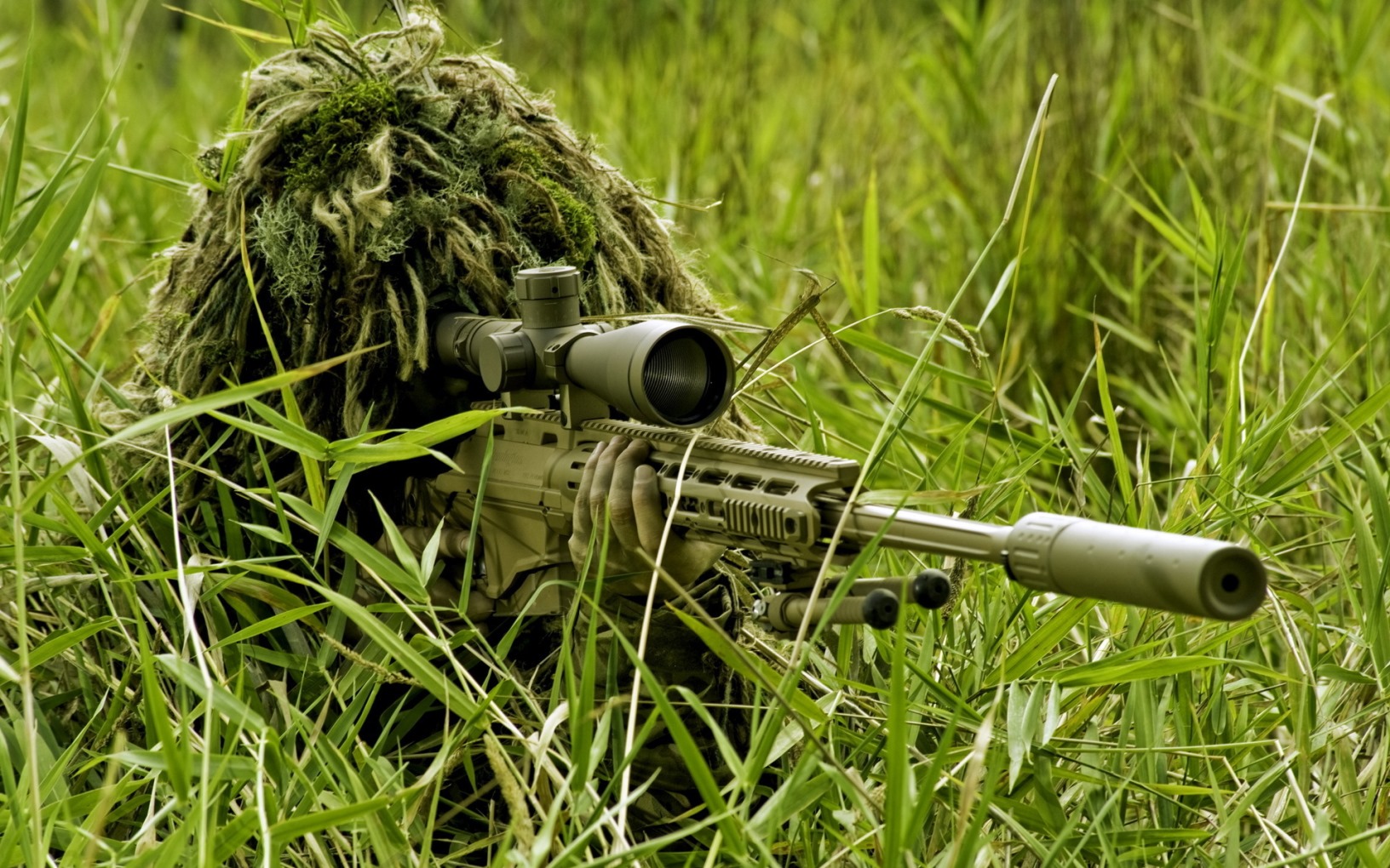 Spot the Sniper - The Art of Camouflage