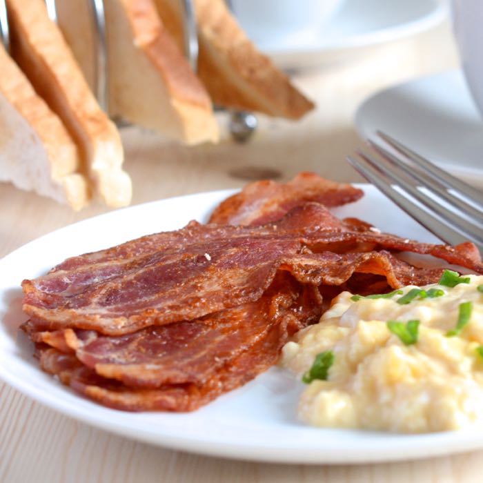 Get a High-Five For Your Mouth With These Awesome and Tasty Bacon Food ...